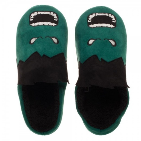 Bioworld | Shoes | The Incredible Hulk Slippers Shoes Marvel Comics ...